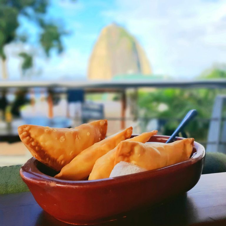 5 pratos típicos do Rio de Janeiro que você precisa experimentar ...